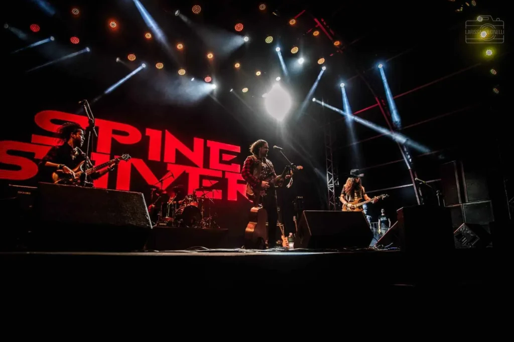 Spine Shiver sacode a São Paulo Oktoberfest com show memorável no ...
